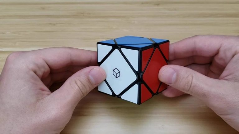 Puzzlcrate's Challenging Yet Entertaining Cube Academy